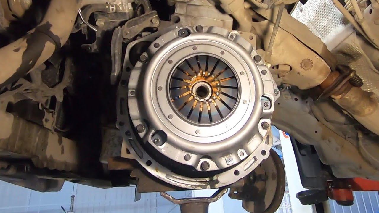 Замена сцепления на автомобиле Peugeot 4008