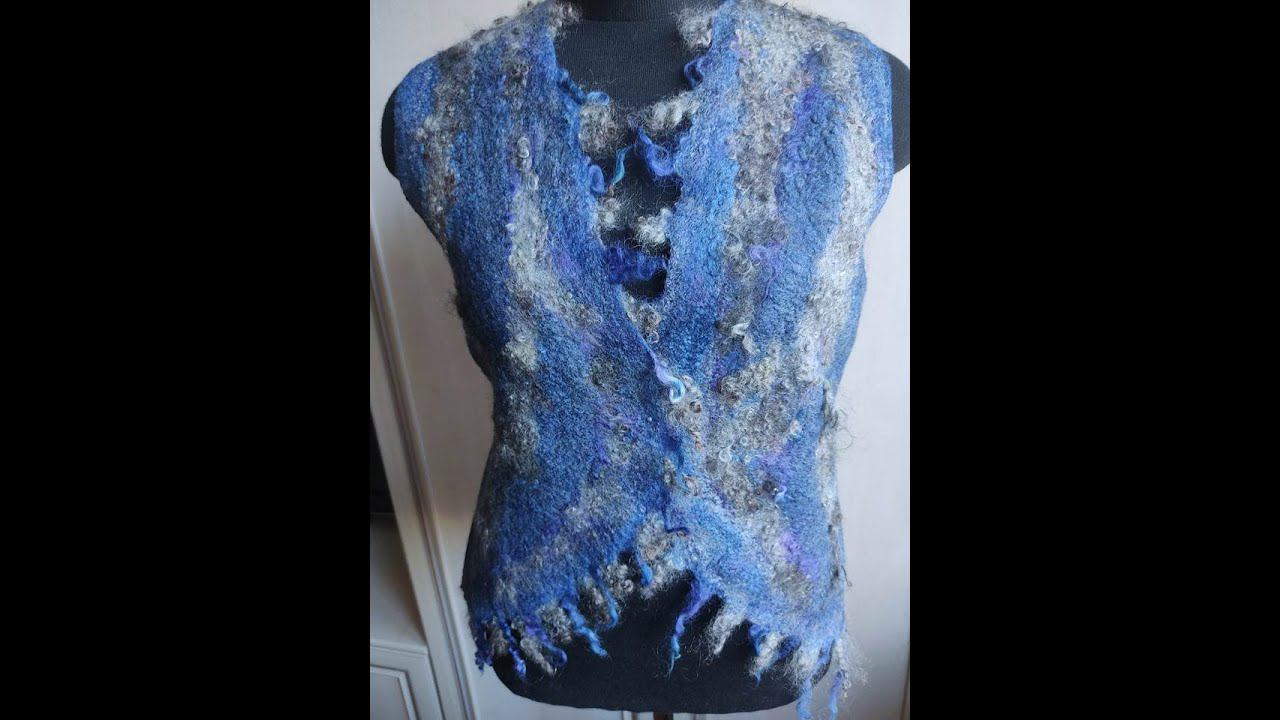 Жилет валяный шелковый с овечьими кудрями Синий вечер