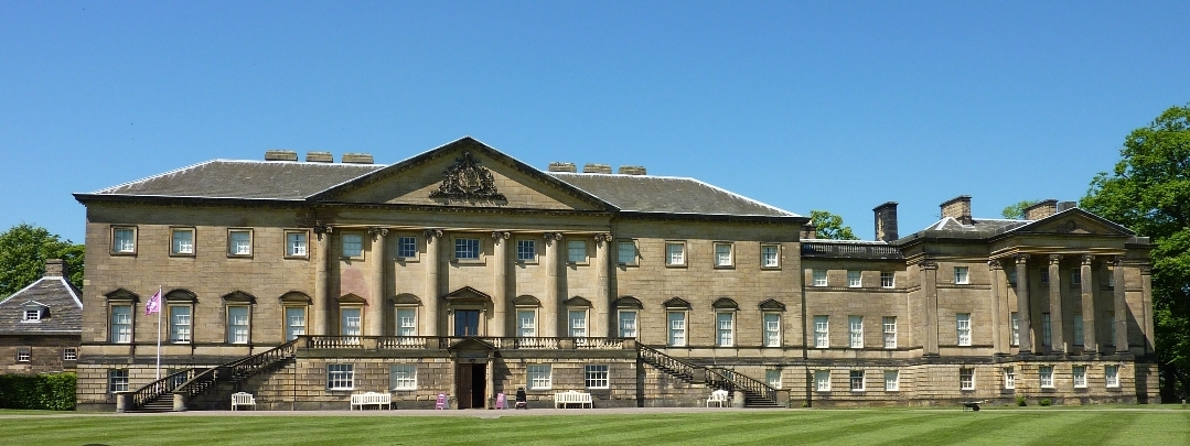 Английский парк Nostell , город Wakefield , место где гуляют Англичане.
