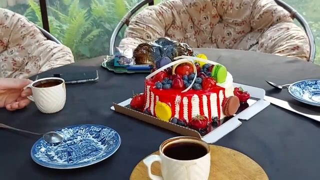 ПОСИДЕЛКИ . ИНГА ХОСРОЕВА . ВЕДЬМИНА ИЗБА ?