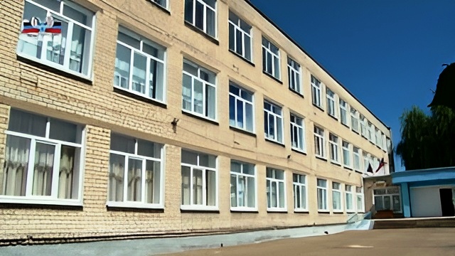 Наш 10-б 1978 года выпуска. Город Снежное.