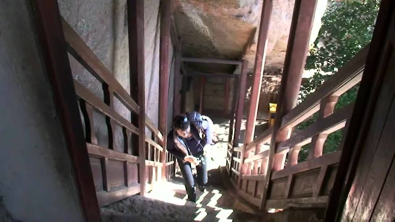 Буддистский скальный монастырь Майцзишань (Maijishan Shiku )