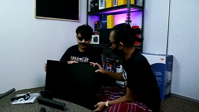 Lenovo G32qc-10 2K curve monitor. PREMIUM & VERSATILE HABIS ...