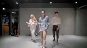 Yoojung Lee/ Colors - Halsey