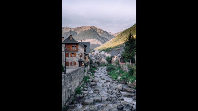 Moby - Extreme Ways 1 hour