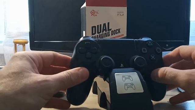 Зарядная станция для геймпадов PS4 с Али