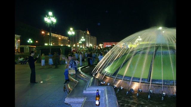 Манежная вечер 08 2004