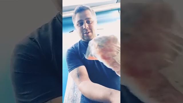 Многодетный папа?