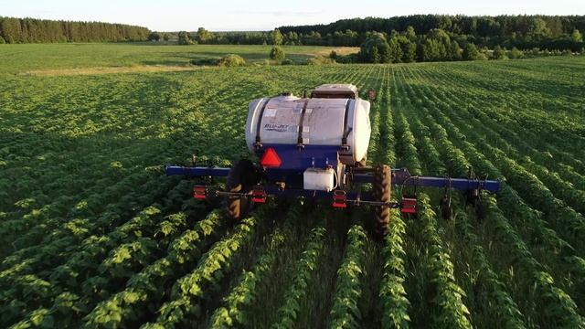 Растениепитатель BLU-JET АТ 3015 11R70 + МТЗ 82