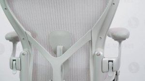 112 - Herman Miller Aeron Mineral - Satin Aluminum + кож. подл.