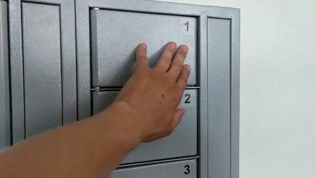 Работа камеры хранения и зарядки на 8 ячеек, по пин коду