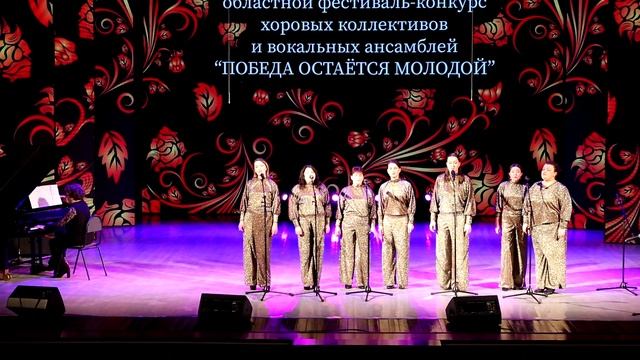 В лесу прифронтовом - академический ансамбль Мелодия.mp4