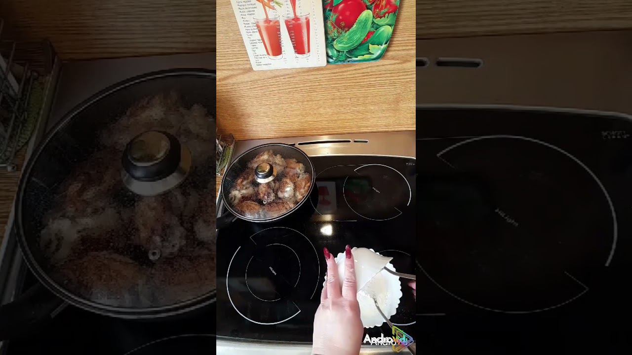 КУРИЦА В СМЕТАННО-ЧЕСНОЧНОМ СОУСЕ