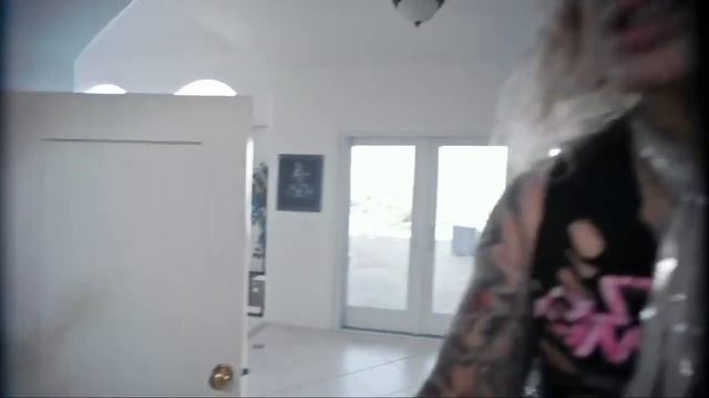 Steel Panther - Poontang Boomerang