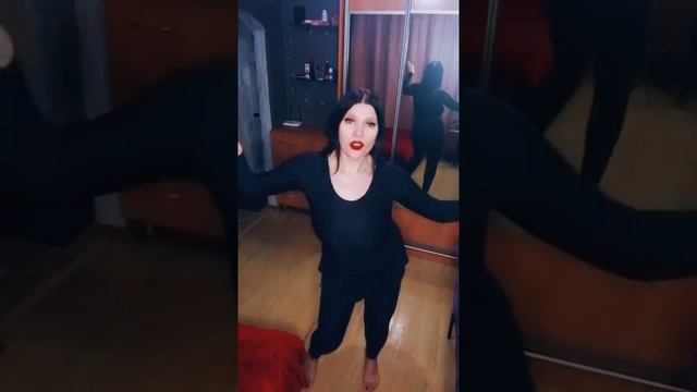 Bellidans  Восточный танец  Вертикальная восьмерка наружу