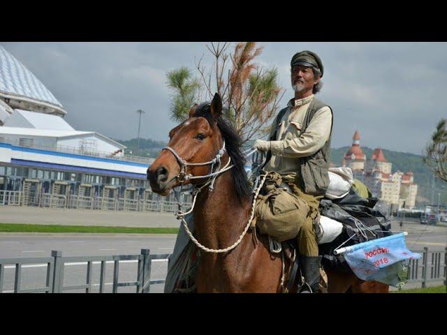 Как китаец Цзин Ли путешествует по Евразии на лошади