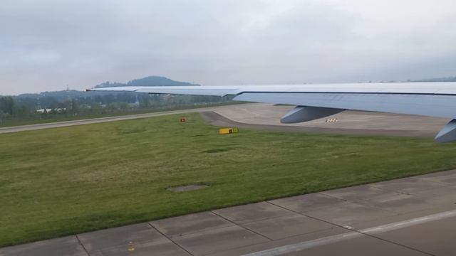 ВЗЛЕТ ИЗ ОКНА САМОЛЕТА