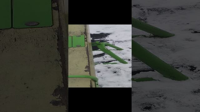 Видео в рутьюбе на улице БЕЖИМ ОТ ДЕВОЧЕК???
