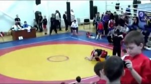 ILIQCHUAN SANDA - 2013 Vologda - Dizer Slava (in yellow, 70kg) - fight 2 of 3