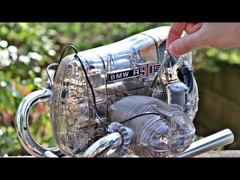 Сборка модели мотоциклетного двигателя BMW R90S Flat-Twin