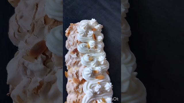 меренговый рулет