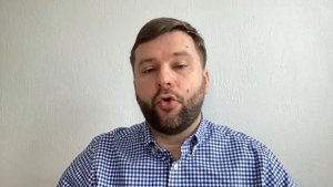 Стоит ли торговать сезонными товарами?