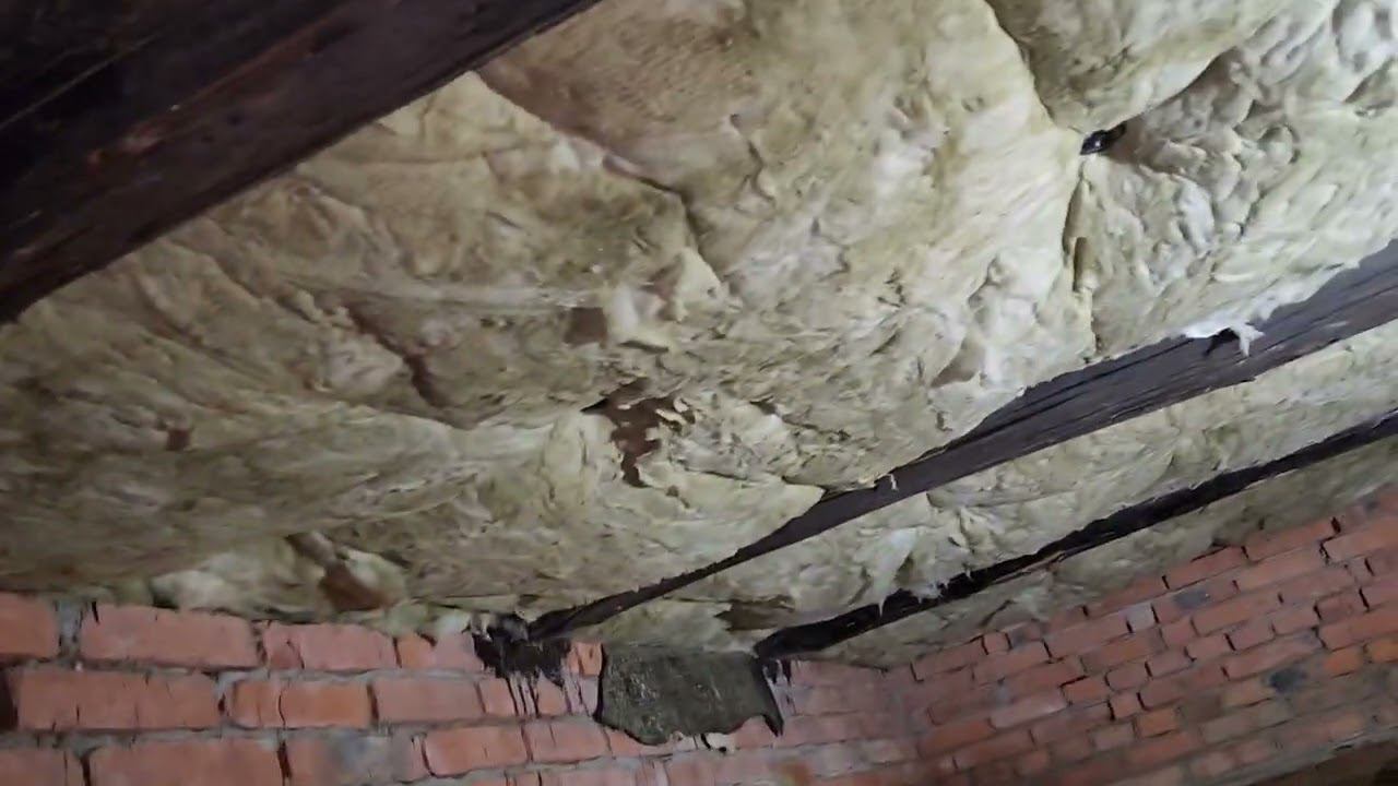 Всё получилось! Полы выровняли, дом утеплили!