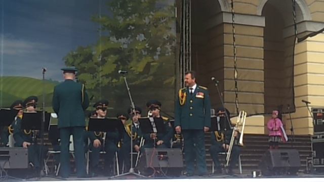 09.05.2014г День Победы. Концерт в Михайловском саду. 20140509_122814.mp4