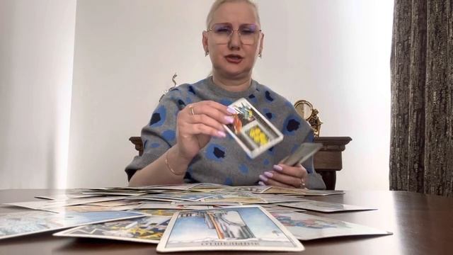 Онлайн-гадание ♦️? ПОЧЕМУ МУЖЧИНА НЕ ПИШЕТ? КОГДА ЕГО ЖДАТЬ?