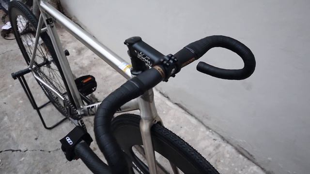 Rakit Sepeda Fixie Paket Hemat Tsunami snm 100 ! Good Looking ...