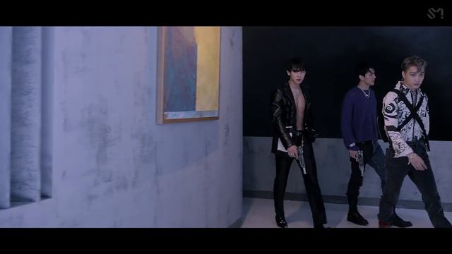 EXO 엑소 'Love Shot' MV