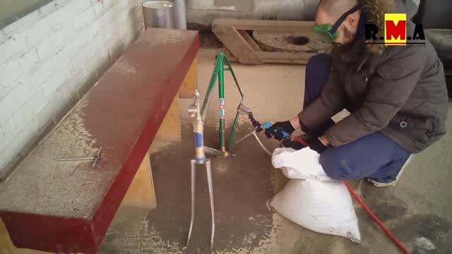 Подготовка к покраске, часть вторая (ХВЗ старт шоссе 555) пескоструй и грунт.