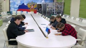Обучающиеся НИУ «БелГУ» принимают участие в акции «Пишу тебе, Герой!»