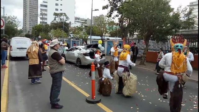 Вся правда об Эквадоре. ДАРЫ ВОЛХВОВ - ПРАЗДНИК ТРЕХ ЦАРЕЙ..mp4