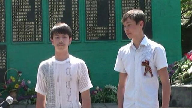 2010.05.09-День победы 12 песня- Дорогие мои старики