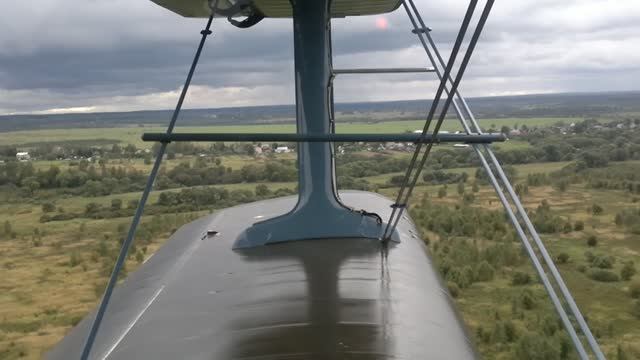 Ан-2 RF-36091 Посадка на аэродроме Алферьево
2016 год