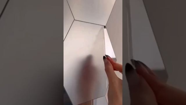 Зеркало в спальню, зеркало на стену, шестиугольное зеркало, #межкомнатныедвери #дверироссии_спб