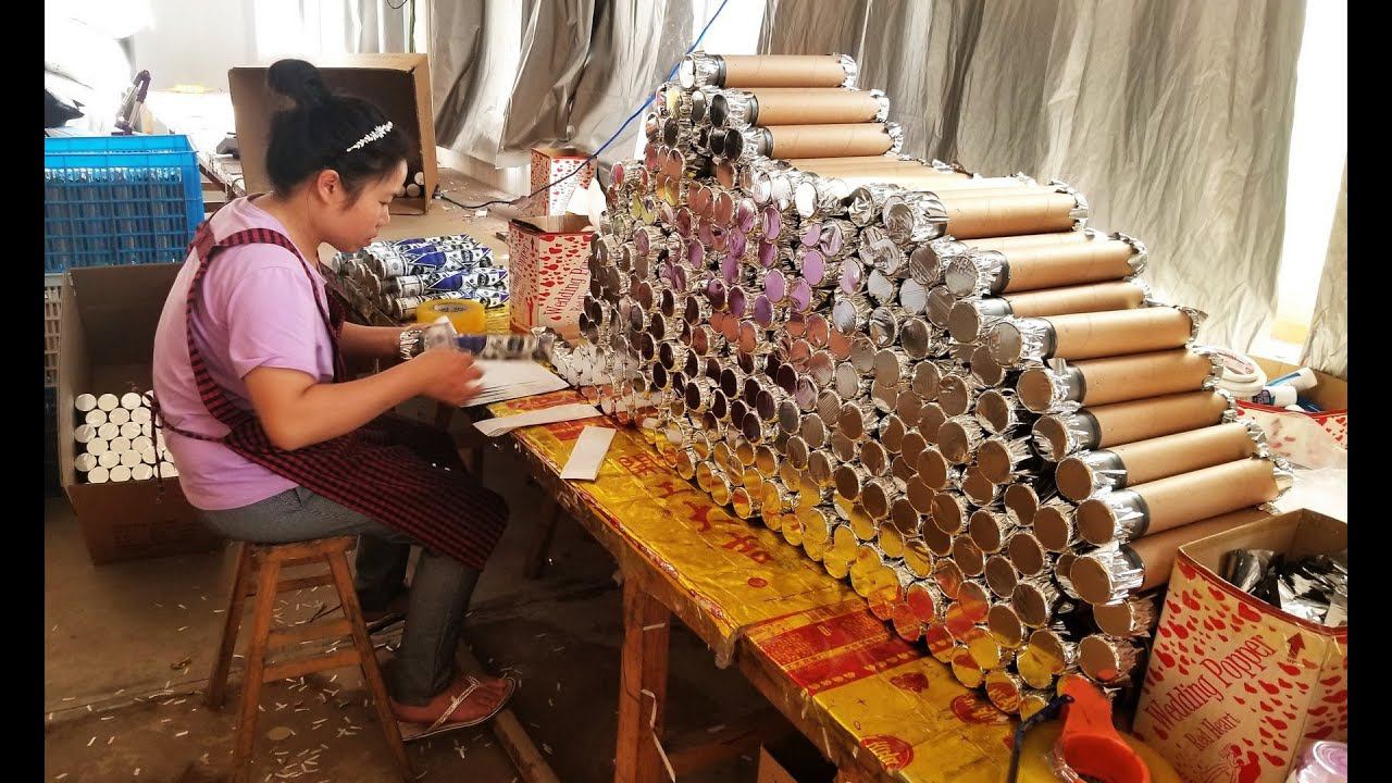 Шоурум Хлопушек. No comments.