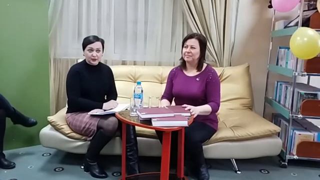 В эфире встреча с белгородскими писателями Людмилой Брагиной и Натальей Чехуновой.mp4