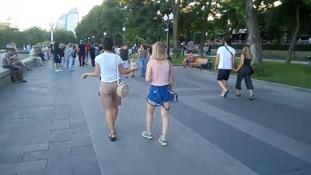 Город живёт.mp4