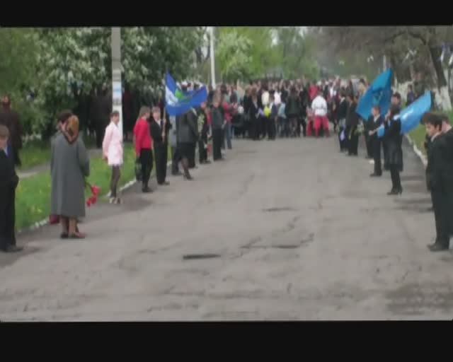 2009.05.09 Концерт Все На митинг в честь ДНЯ ПОБЕДЫ в пос Александровка под песню День победы