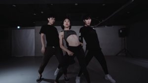 Lia Kim/ Still Into You - traila $ong ft. Soeun (dance class)