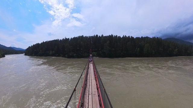 красный мост через катунь