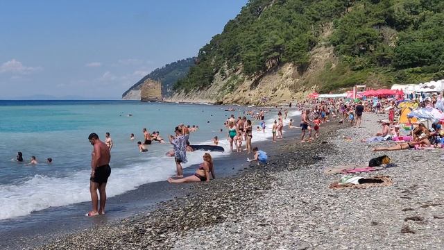 Пляж "Парус" в Дивноморске