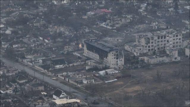 Бойцы ЛНР применили установку разминирования УР-77 для уничтожения опорного пункта ВСУ.