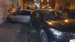 ДТП на Светланской - Демио и Кашкай.