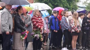 Зерноградцы массово  исполнили  песню  _День Победы_.mp4