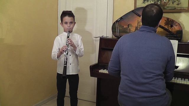 Иван Андреев 8 лет Гобой (1 год обучения) 2 кл. Дж. Перголези - Сицилиана 2021 г.