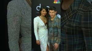 2019 Red Carpet Music Awards Super Star Fashion Show (7)