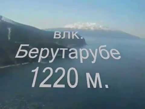 На вертолёте Ми-8 из Буревестника (Итуруп) на Кунашир (Южно-Курильск) апрель 1997 г